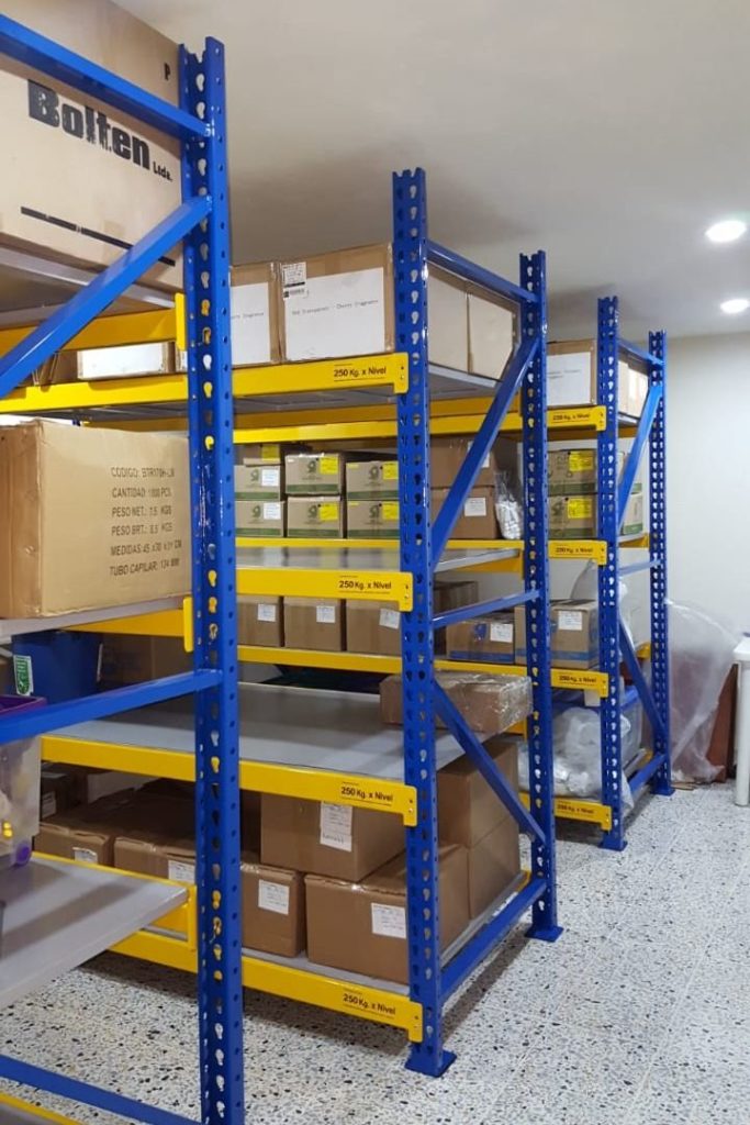 HEAVY DUTY INDUSTRIAL SHELVING RACKS