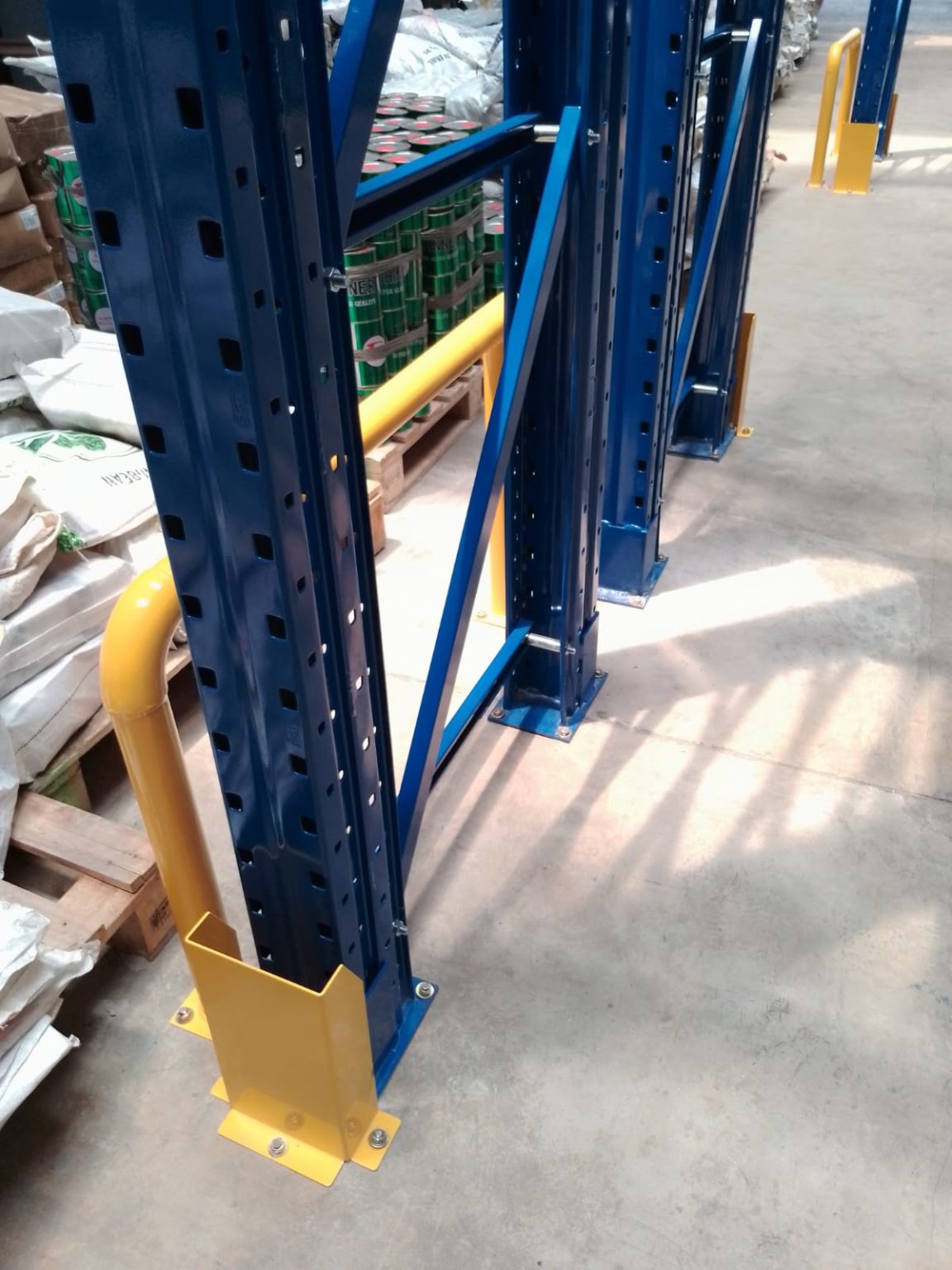 RAK GUDANG HEAVY DUTY SUPER BERAT KAPASITAS 4 TON PER LEVEL