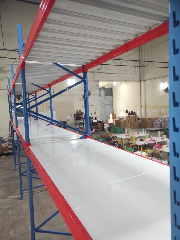 RAK GUDANG HEAVY DUTY TIPE RR-1000 DI PENJARINGAN JAKARTA UTARA