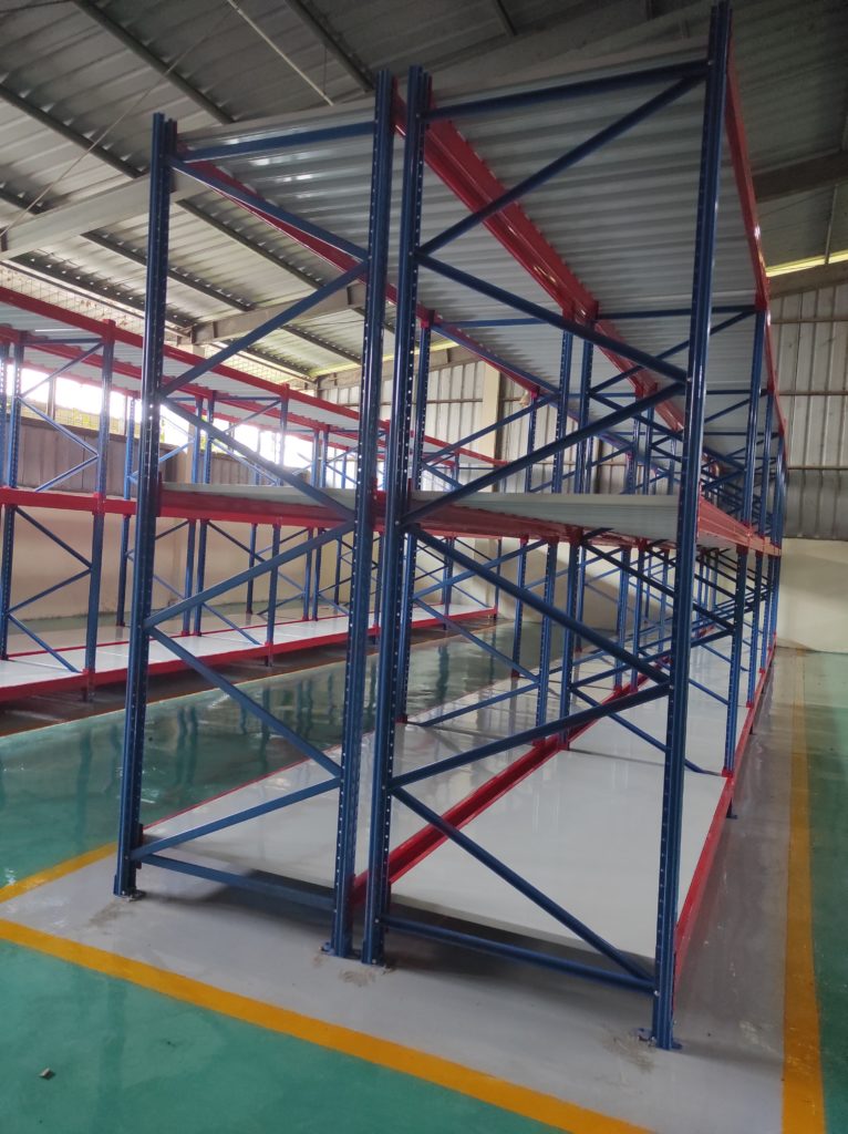 RAK GUDANG HEAVY DUTY TIPE RR-1000 DI GUDANG PERTAMINA INDRAMAYU - Rak ...