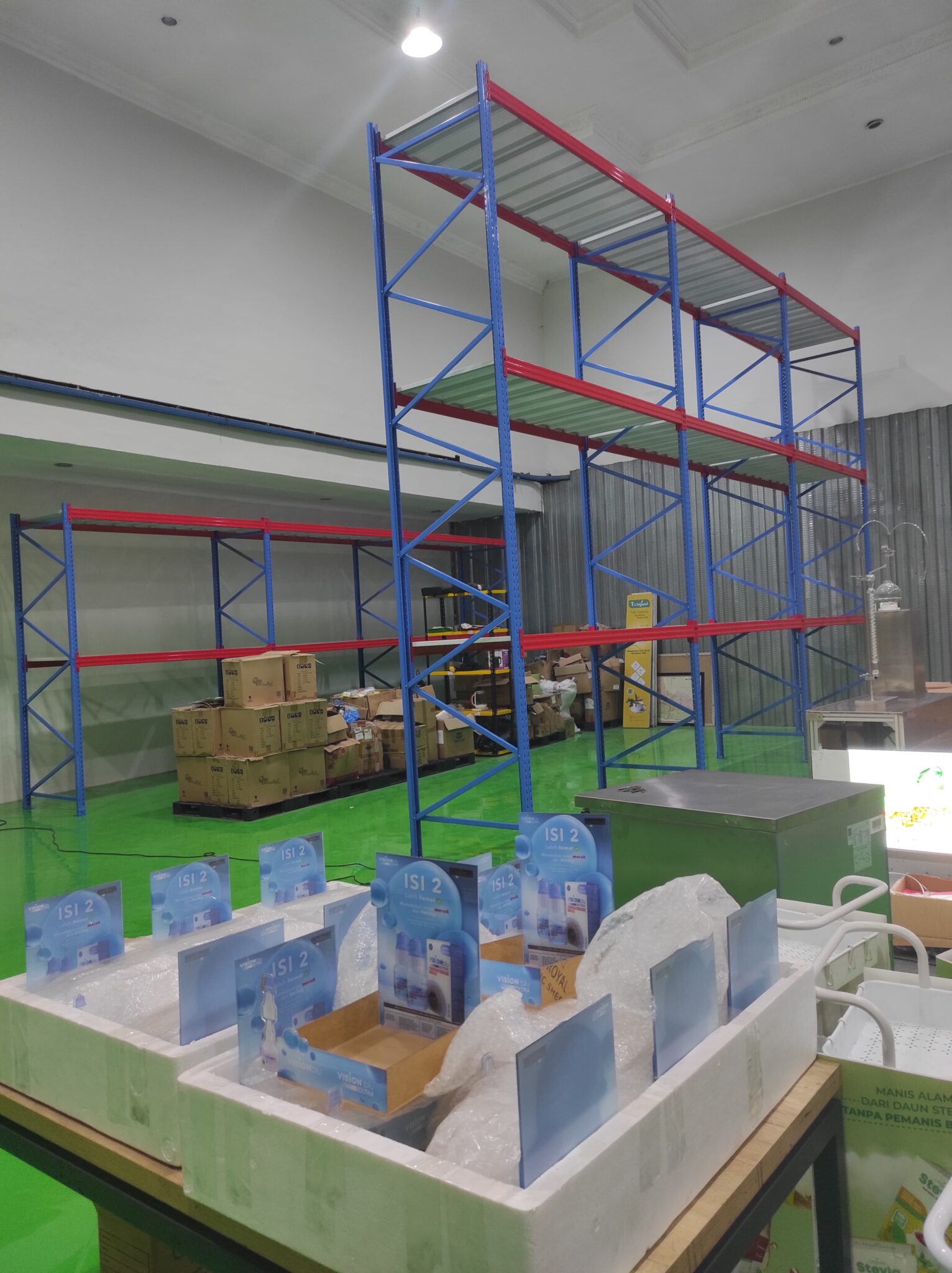 RAK BESI GUDANG UKURAN BESAR KAPASITAS 1 TON TIPE RR-1000